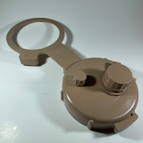 Military Surplus -NEW | Dining | 5 Gallon Us Military Water Jerry Can ...